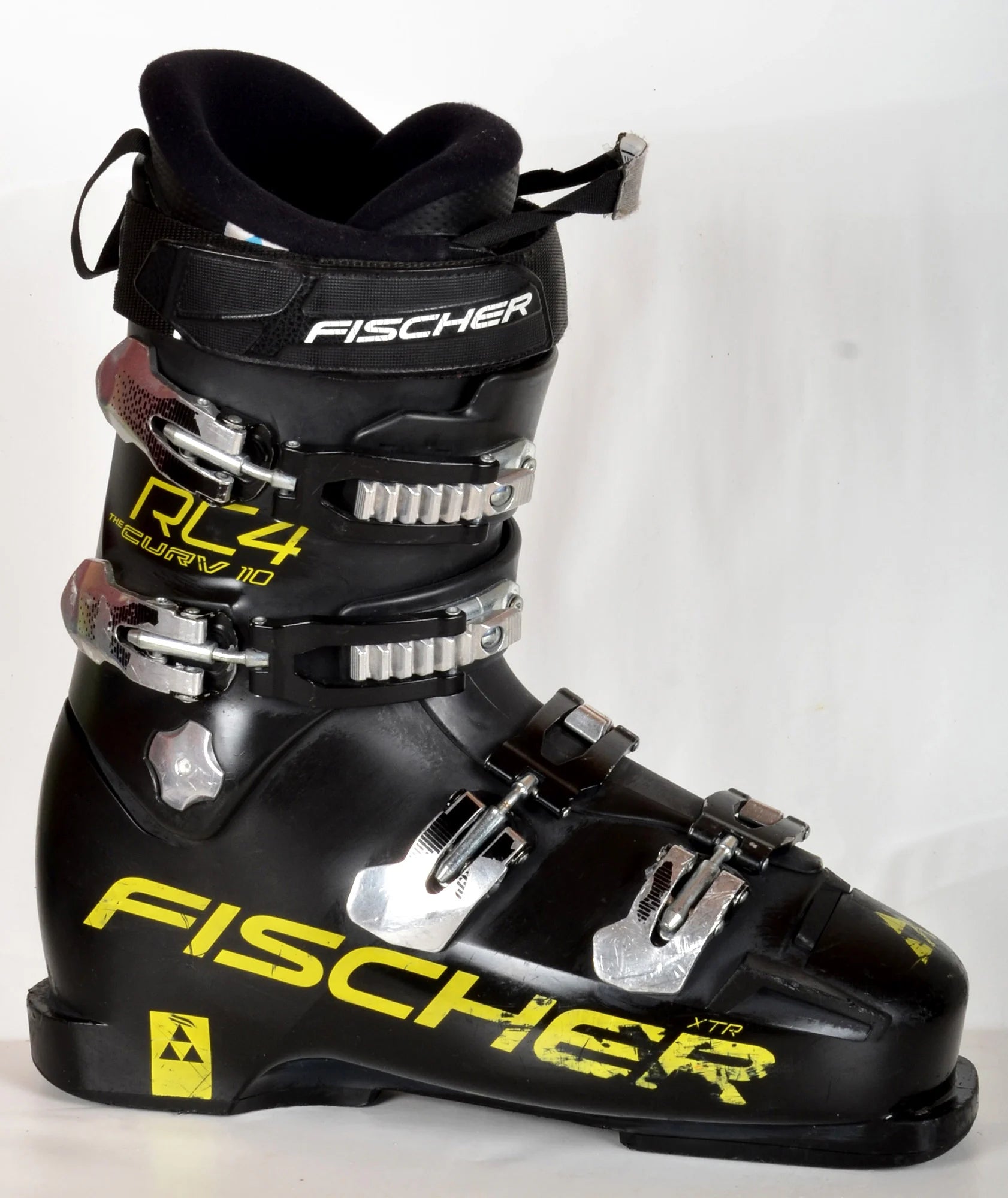 Fischer RC4 CURV 110 black / yellow - Chaussures de ski d'occasion ...